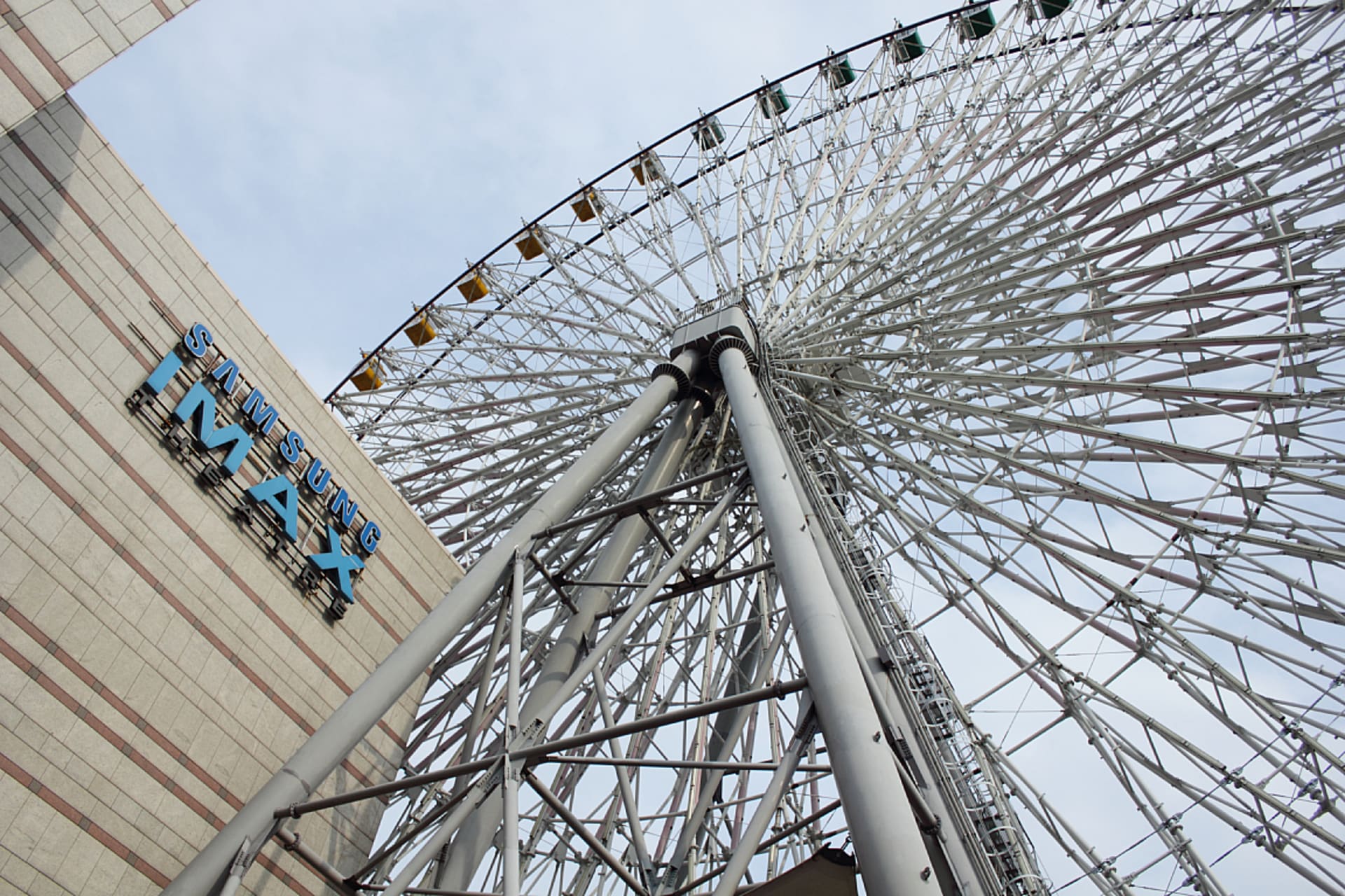 Get Ticket Taipei: Miramar Ferris Wheel Ticket Promo Prices - tiket.com