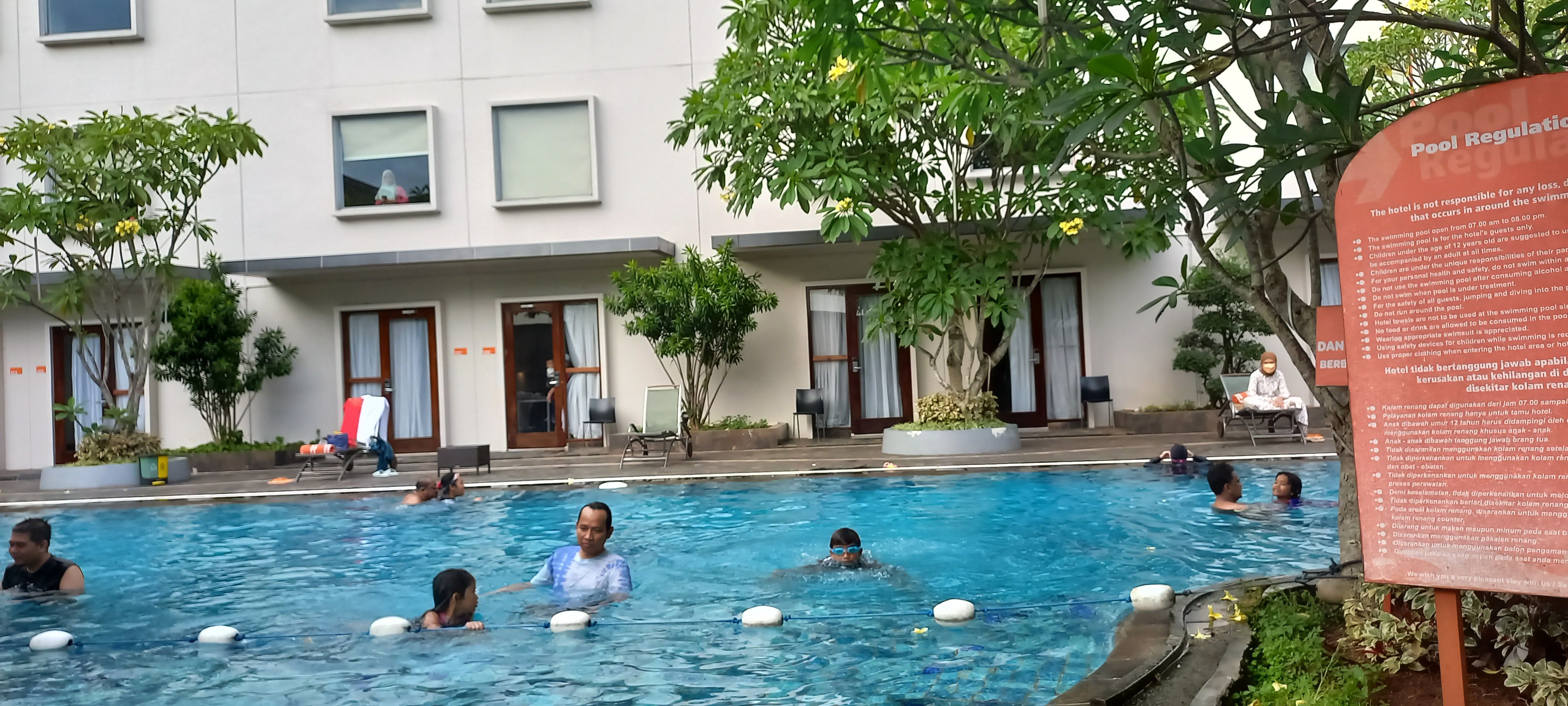 HARRIS Hotel Sentul City, Bogor Booking Murah di tiket.com