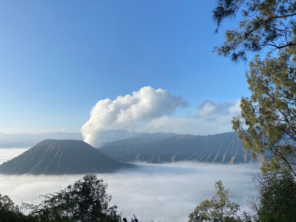 Tour Bromo Sunrise by Bromonesia Harga Promo - tiket.com