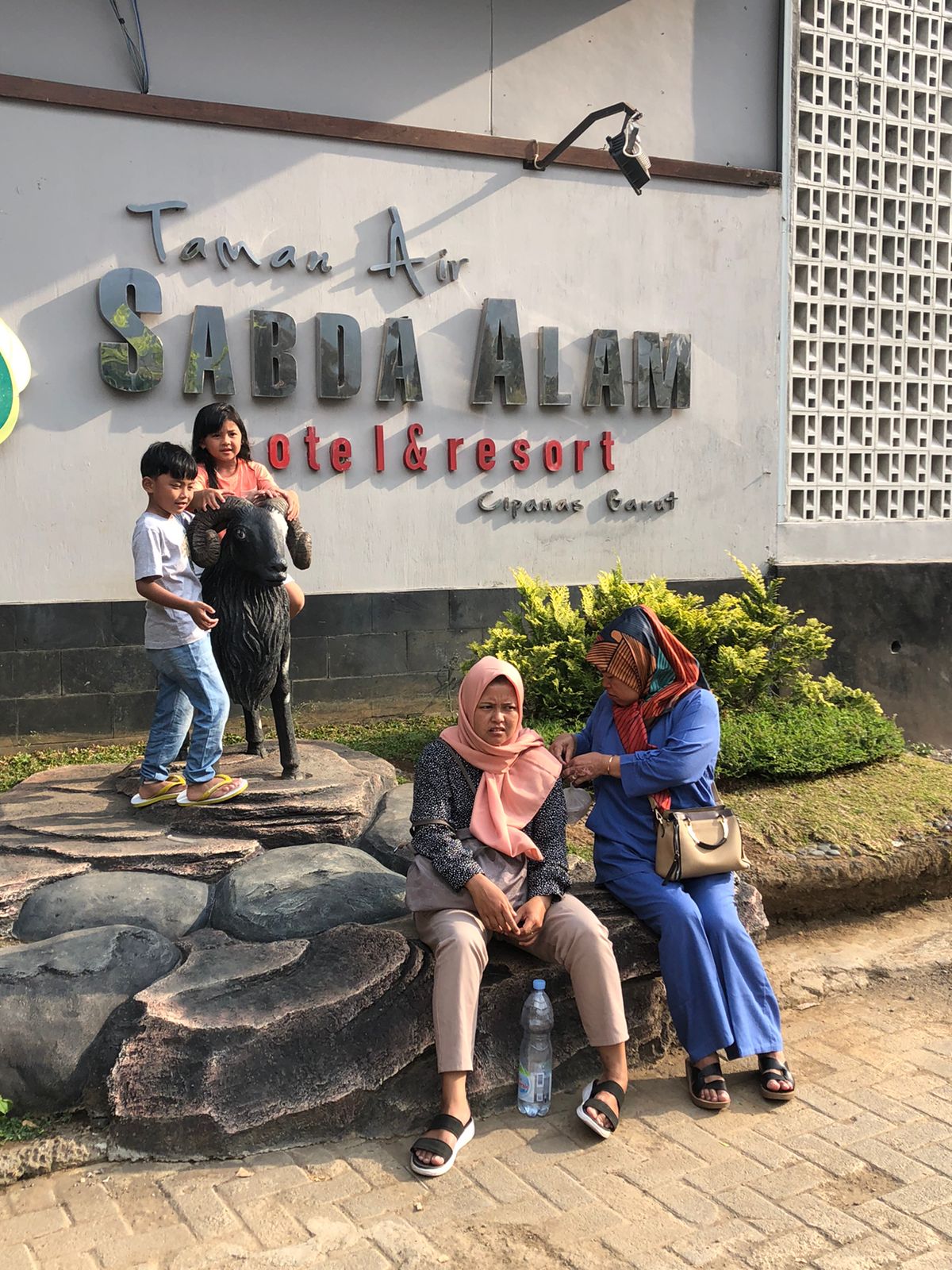 SABDA ALAM HOTEL & RESORT, Garut - Cek Harga Kamar di tiket.com