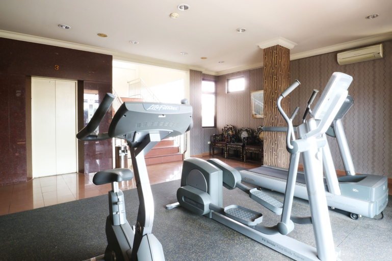 Hotel 678 Kemang, South Jakarta - Cheap Booking at tiket.com