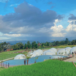 Lenirra Villa & Resto Harga Promo 2023 - tiket.com