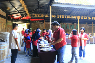 DRiam Riverside Resort Harga Terbaru 2023 - Booking Murah di tiket.com