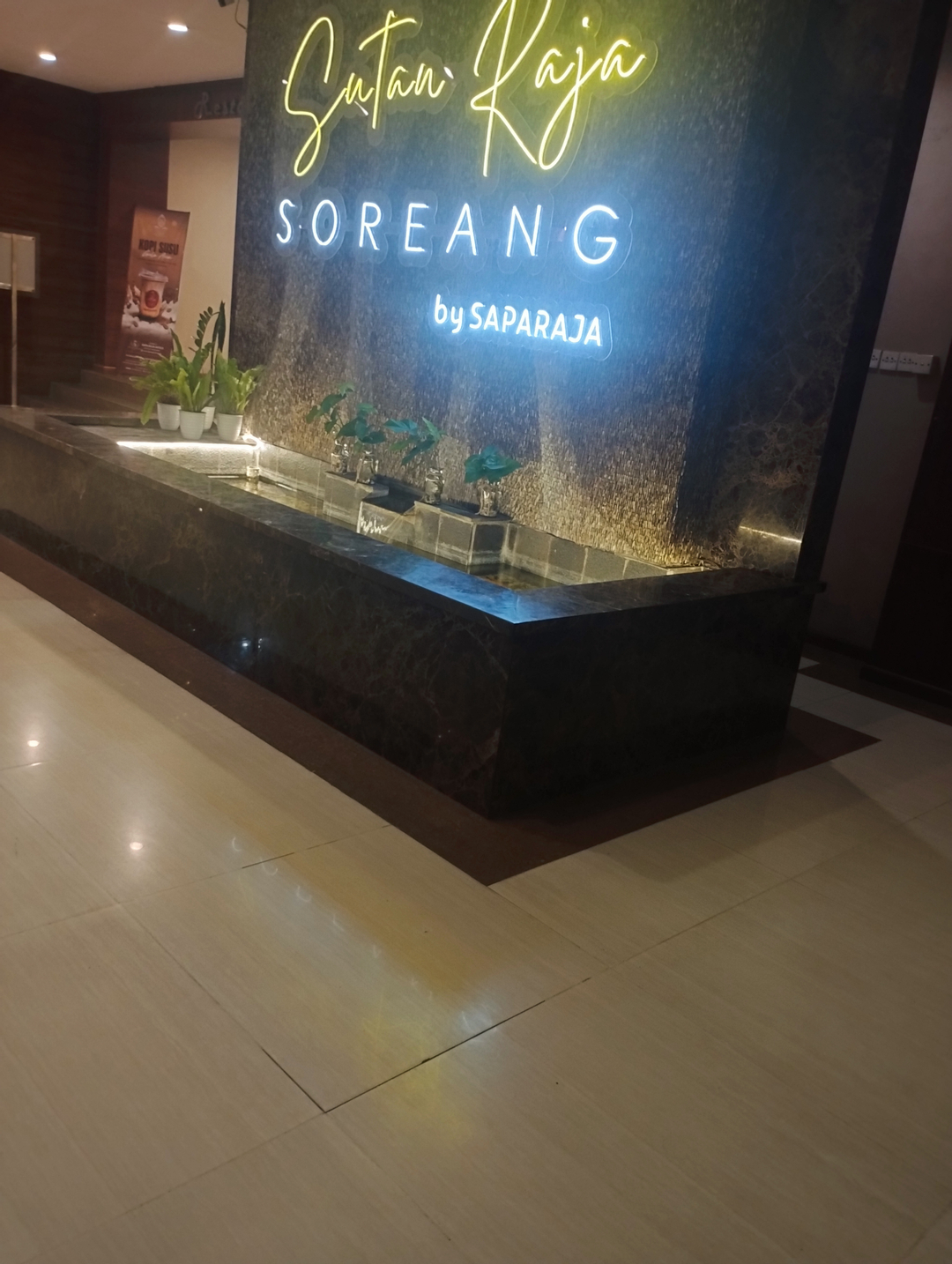 Sutan Raja Hotel and Convention Centre Soreang: Harga Diskon + Promo ...