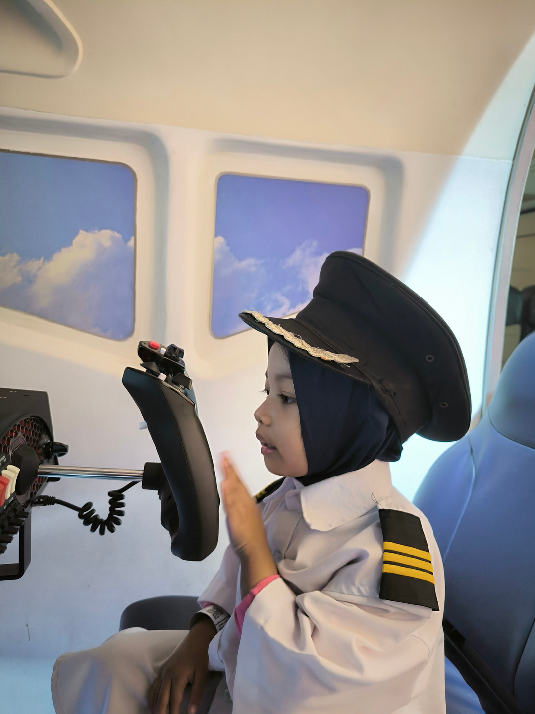 Buy KidZania Kuala Lumpur Tickets with up to 30% Discount 🎟️