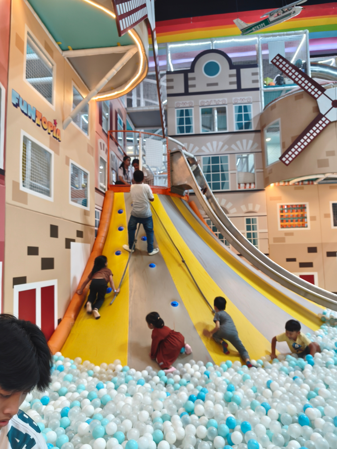 Funtopia Queen City Mall Semarang – Promo Liburan Sekolah