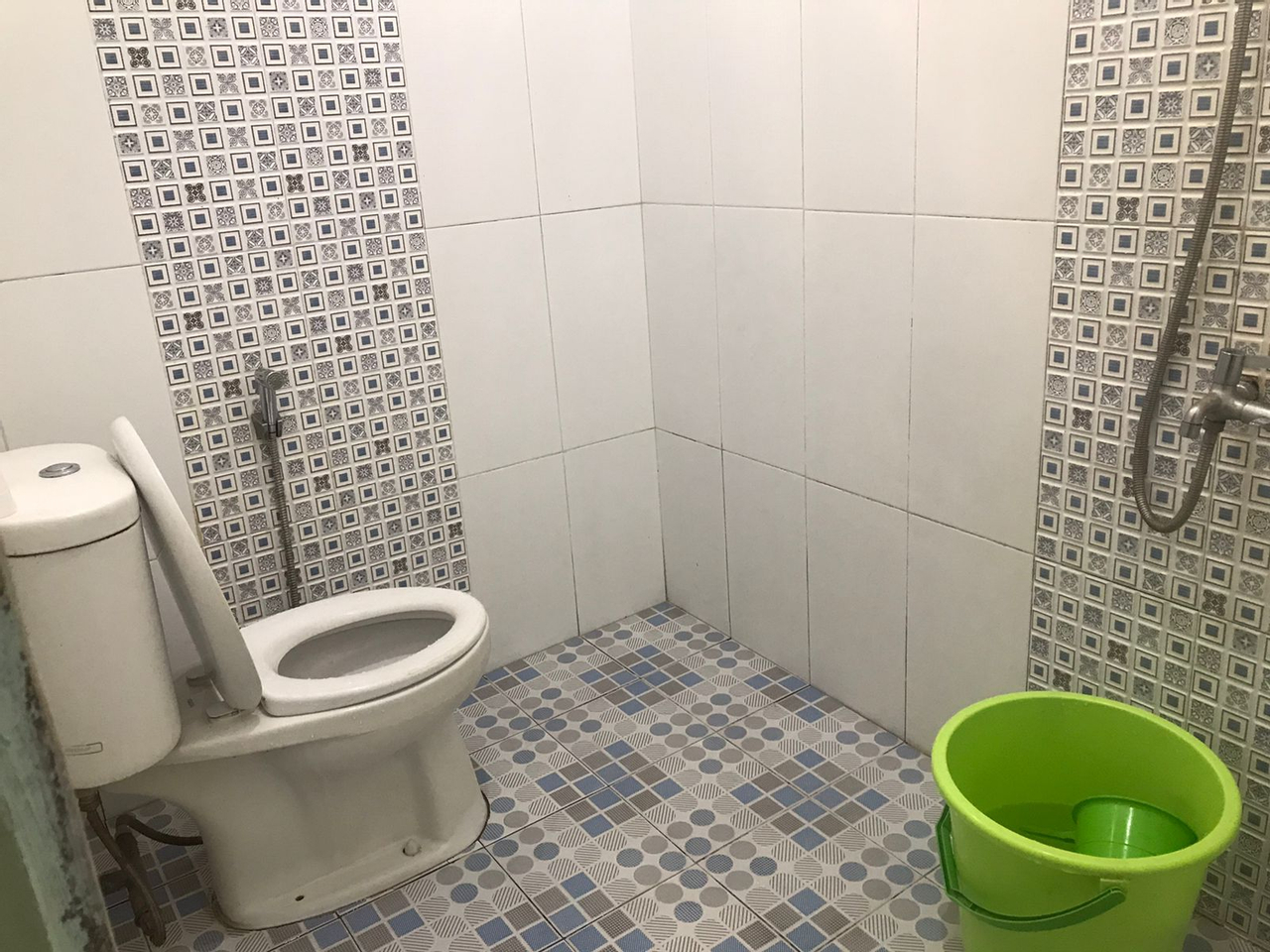 Kost Himawari Harga Terbaru 2023 - Booking Murah di tiket.com