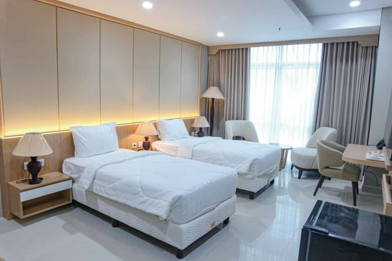 Harga UNS Tower Hotel Terbaru 2023 - Booking Murah di tiket.com