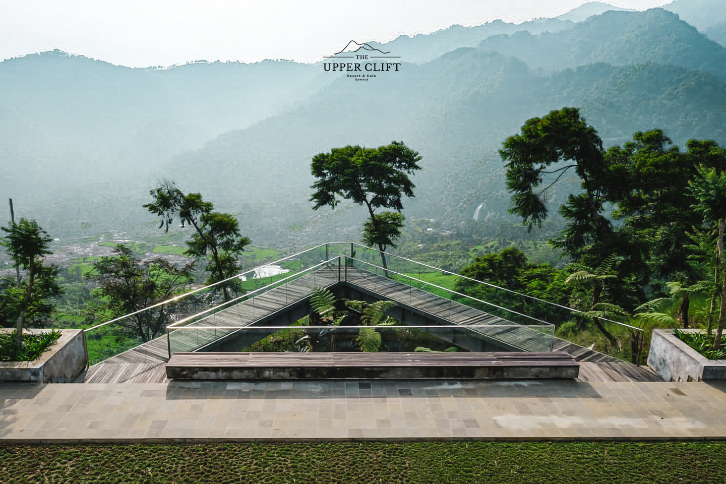 Price The Upper Clift Resort & Cafe Updated 2023 - Book now on tiket.com