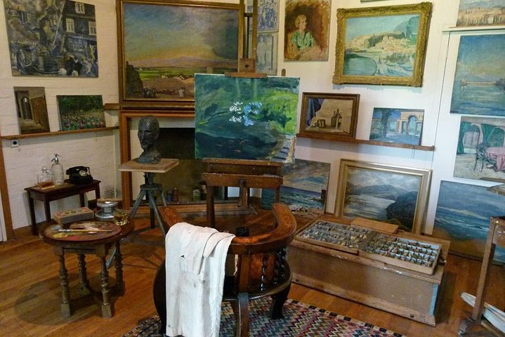 Chartwell House The Home of Sir Winston Churchill - A Private Tour From ...