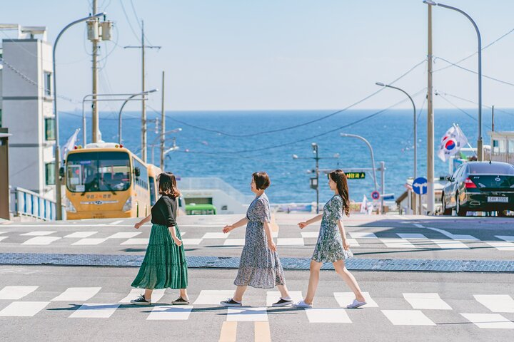 Eastern Busan Small Group Photography Tour [Max 5] Harga Tiket Promo Up ...