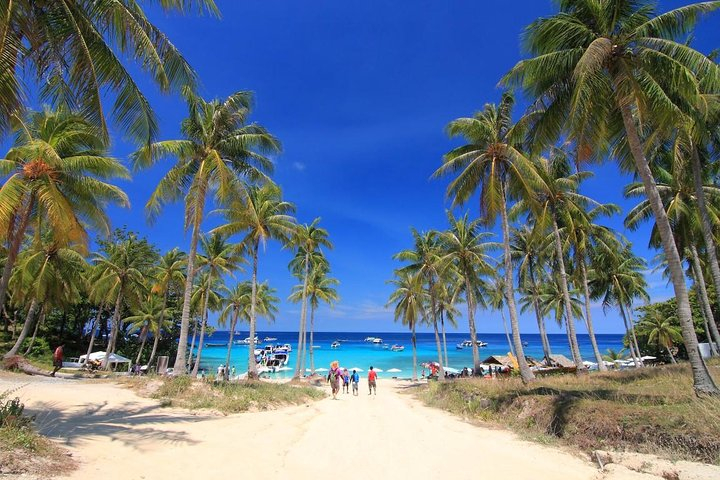 Coral Island and Racha Island by speedboat Diskon 50% Paket Tur