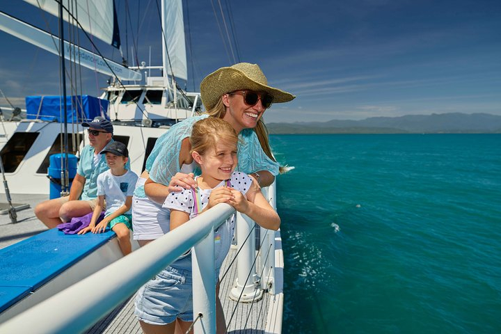 Ultimate 3-Day Great Barrier Reef Cruise Pass Harga Tiket Promo Up to 7% Ultimate 3-Day Great Barrier Reef Cruise Pass Harga Tiket Promo Up to 7%