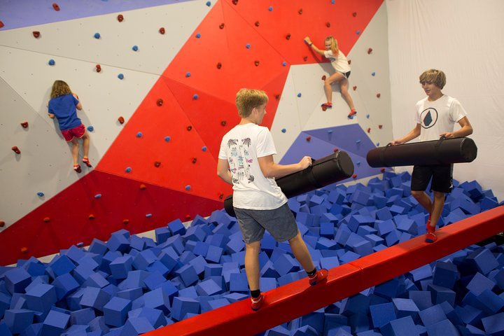 Jumpmasters OBX Fun Park Harga Tiket Promo Up to 7%