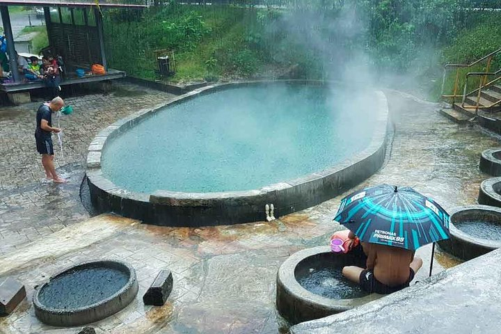 Tiket Private Tour : Batu Caves, Waterfalls and Hot Springs with Lunch ...