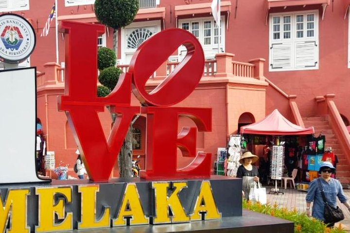Explore Melaka UNESCO World Heritage Site Diskon 50% Paket Tur
