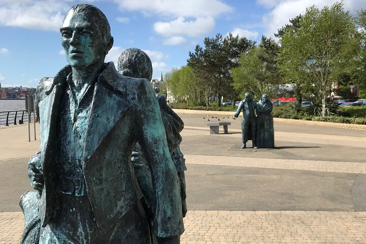 Derrie Danders: A Self-Guided Audio Tour of the Quayside and North City ...