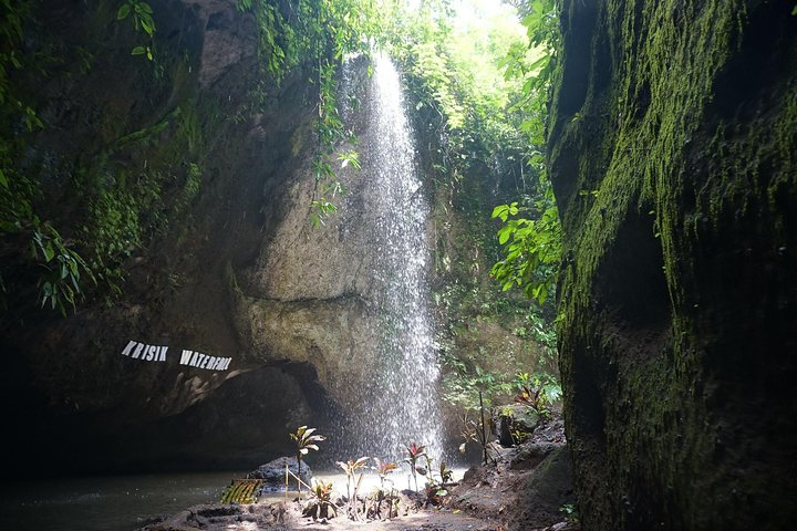 Trekking and Exploring Tangkup and Cepung Waterfall Harga Promo Terbaru ...
