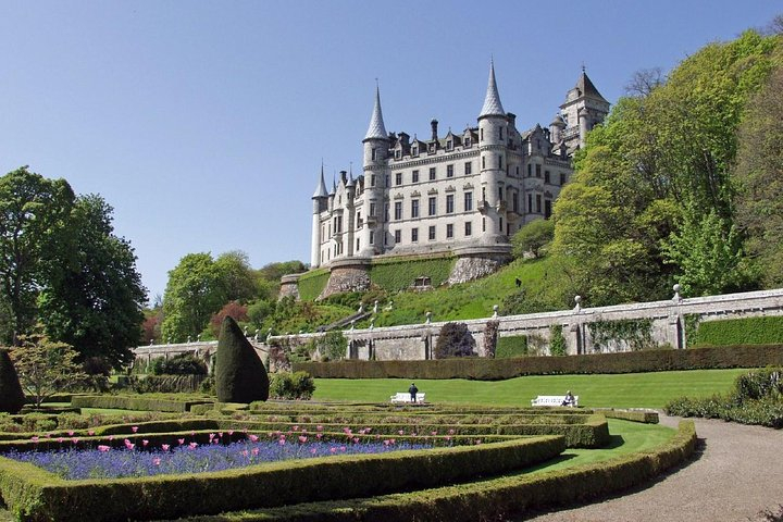 Tour 1 - Dunrobin Fairytale Castle, Millionaire's View, Dornoch village ...