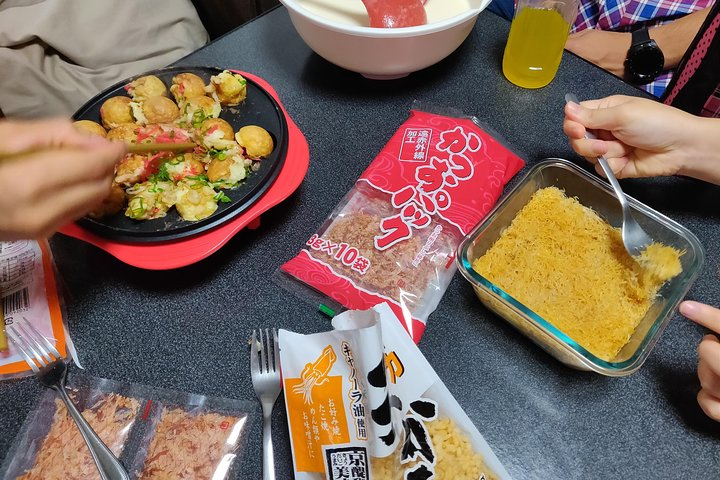 Lunch and tour in Osaka (Vegetarian, Muslim friendly) Harga Promo ...