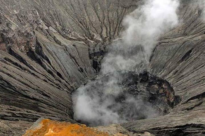Active Volcanoes Bromo and Ijen - Start Surabaya 3 Days and 2 Nights 50 ...