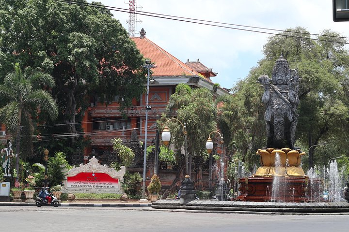 Denpasar City Food Tour (Day Tour) Diskon 50% Paket Tur