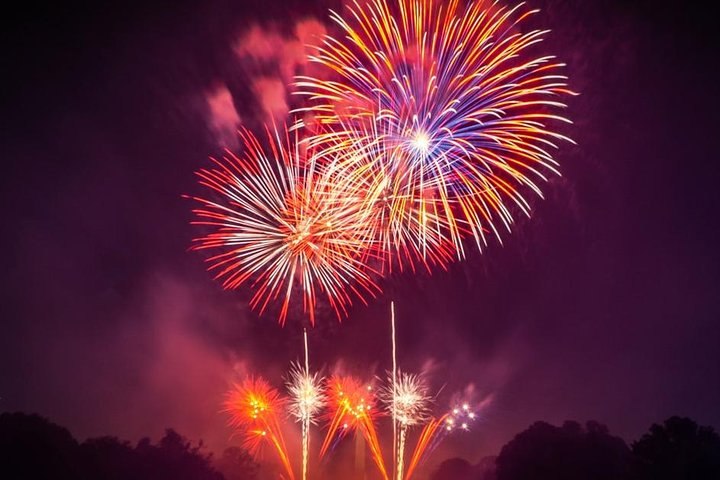 Thursday Night Firework Tour in Destin Harbor Harga Promo Terbaru 2023