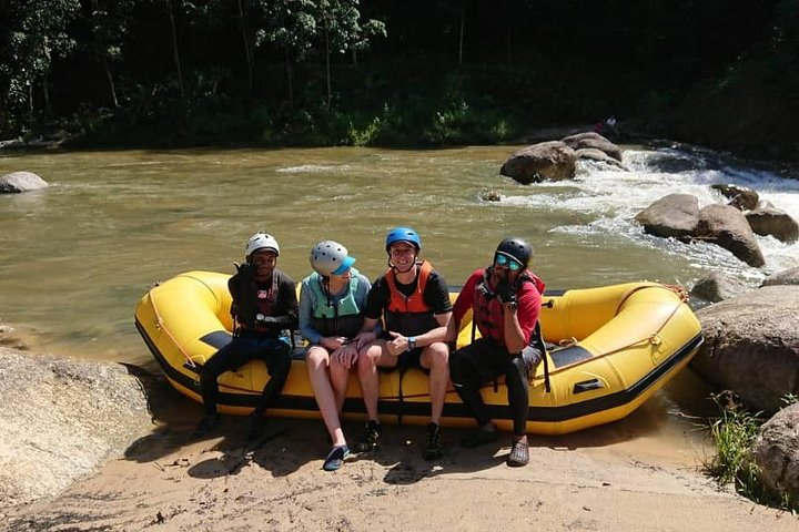 Whitewater Rafting Adventure at Ulu Slim (From KL) Harga Promo Terbaru 2023