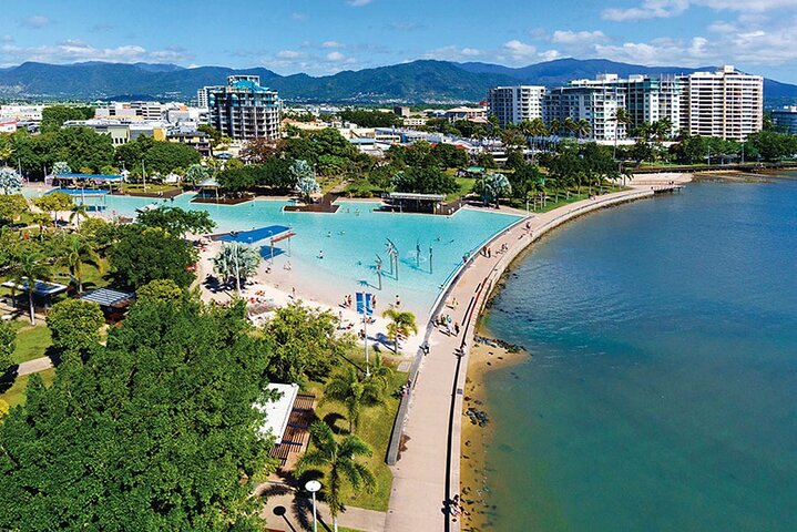 Zoom Around Cairns - 10 min City Scenic Flight Harga Promo Terbaru 2023