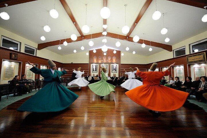 Whirling Dervishes Ceremony in Istanbul Diskon 50% Harga Tiket Masuk