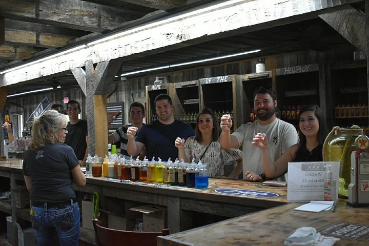 Famous Moonshine & Wine Tour From Pigeon Forge Harga Promo Terbaru 2023