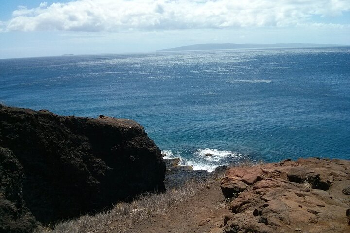 Pali Sea Cliff Kayak Discovery Small-Group Tour from Papaluau Beach ...