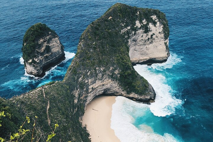 Nusa Penida 2 Day 1 Nights Guided Private Bali Tour Diskon 50% Harga ...