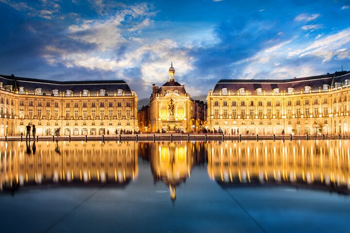 Bordeaux Scavenger Hunt and Self-Guided Walking Tour Diskon 50% Harga ...