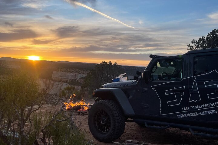 Sunset Jeep Tour Harga Promo Terbaru 2023