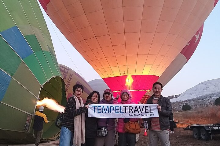 Tiket Pamukkale Hot Air Balloon Tour with Champagne Harga Promo - tiket.com