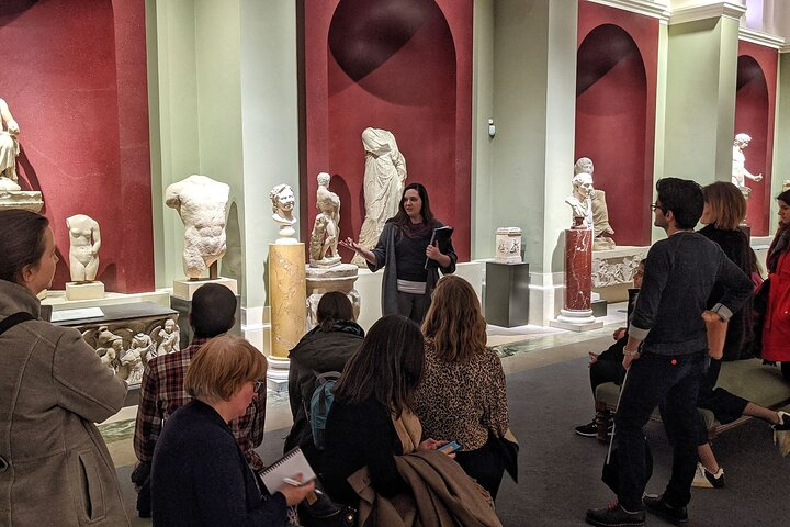 Uncomfortable Ashmolean - A Museum Tour Harga Promo Terbaru 2023