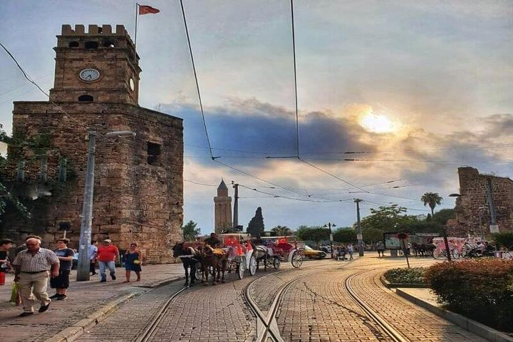 Antalya Old City Cable Car & Duden Waterfalls Tour Diskon 50% Paket Tur