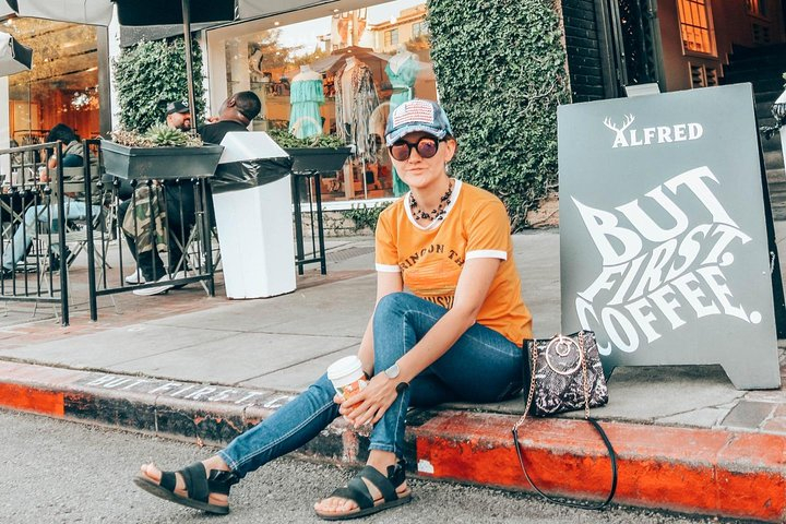 Tiket Melrose Self-Guided Tour of Instagrammable Places with Fun Facts ...