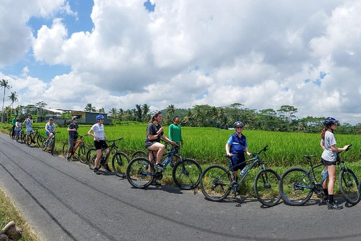 Morning Best Bali Cycling Tour Diskon 50% Paket Tur