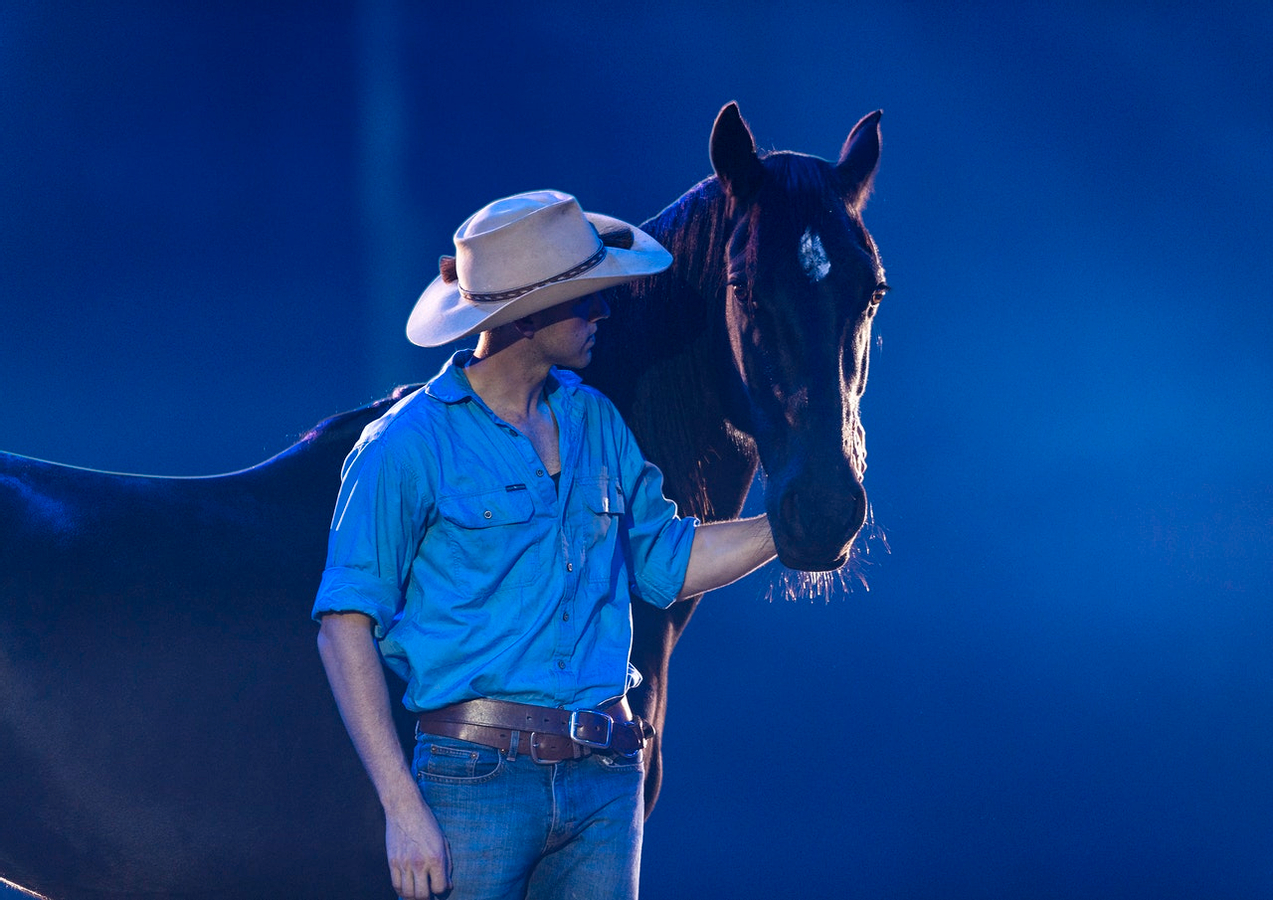 Australian Outback Spectacular Dinner and Show Diskon 50% Harga Tiket Masuk