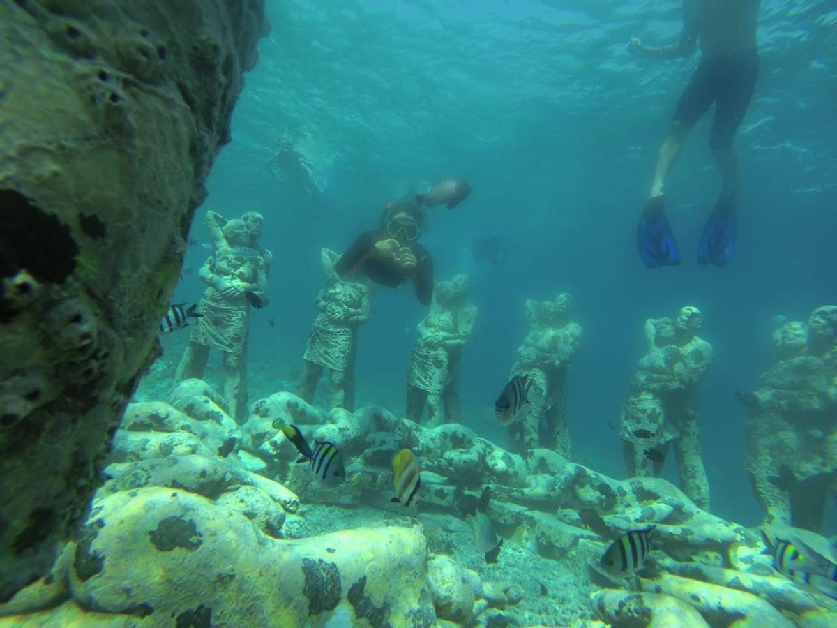 Get Ticket Snorkeling Trip 3 Gilis With Glass Bottom Boat Promo Prices