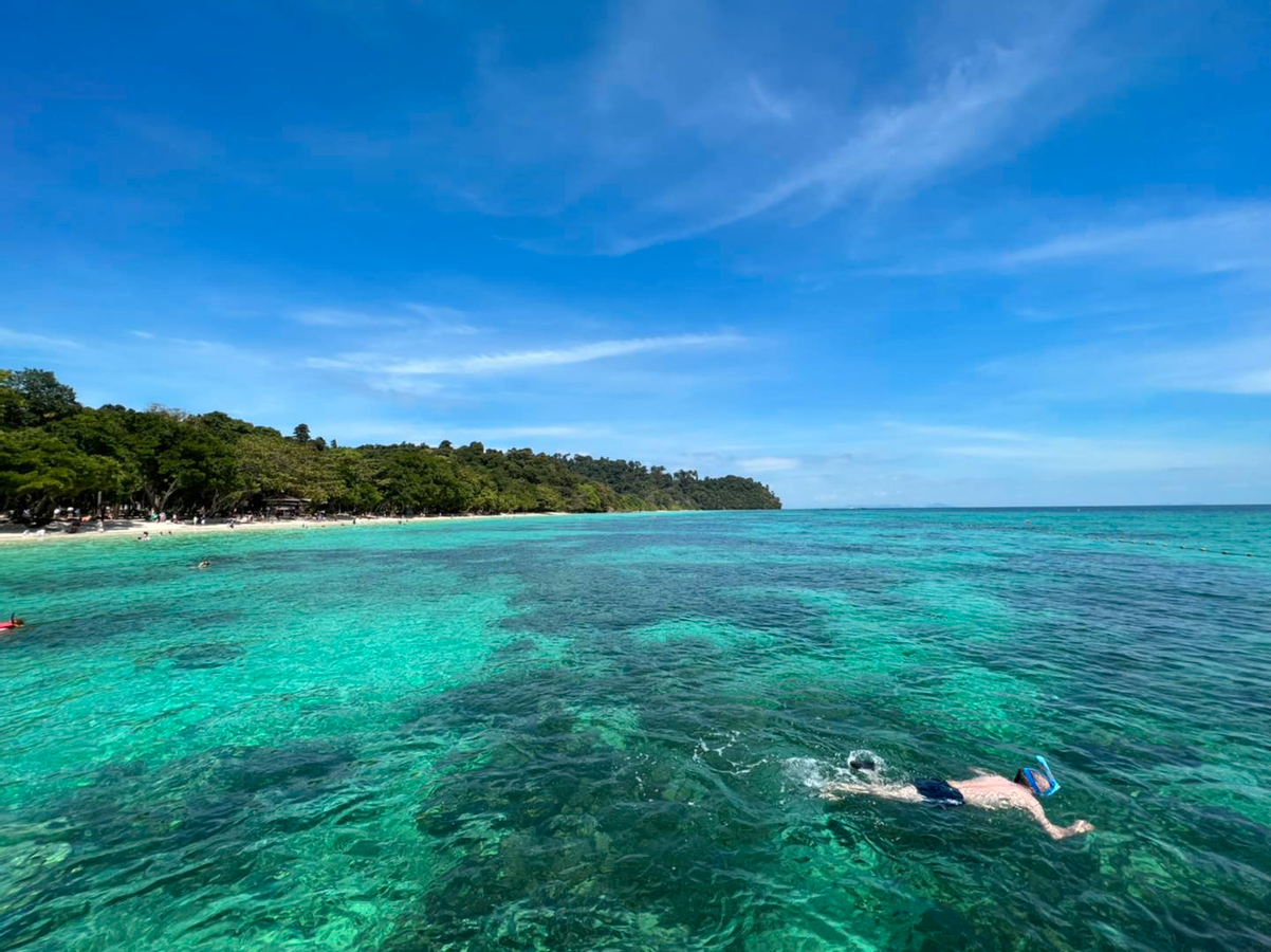 Tiket Koh Lanta: Snorkeling Tour to Koh Rok & Koh Haa by Speedboat ...