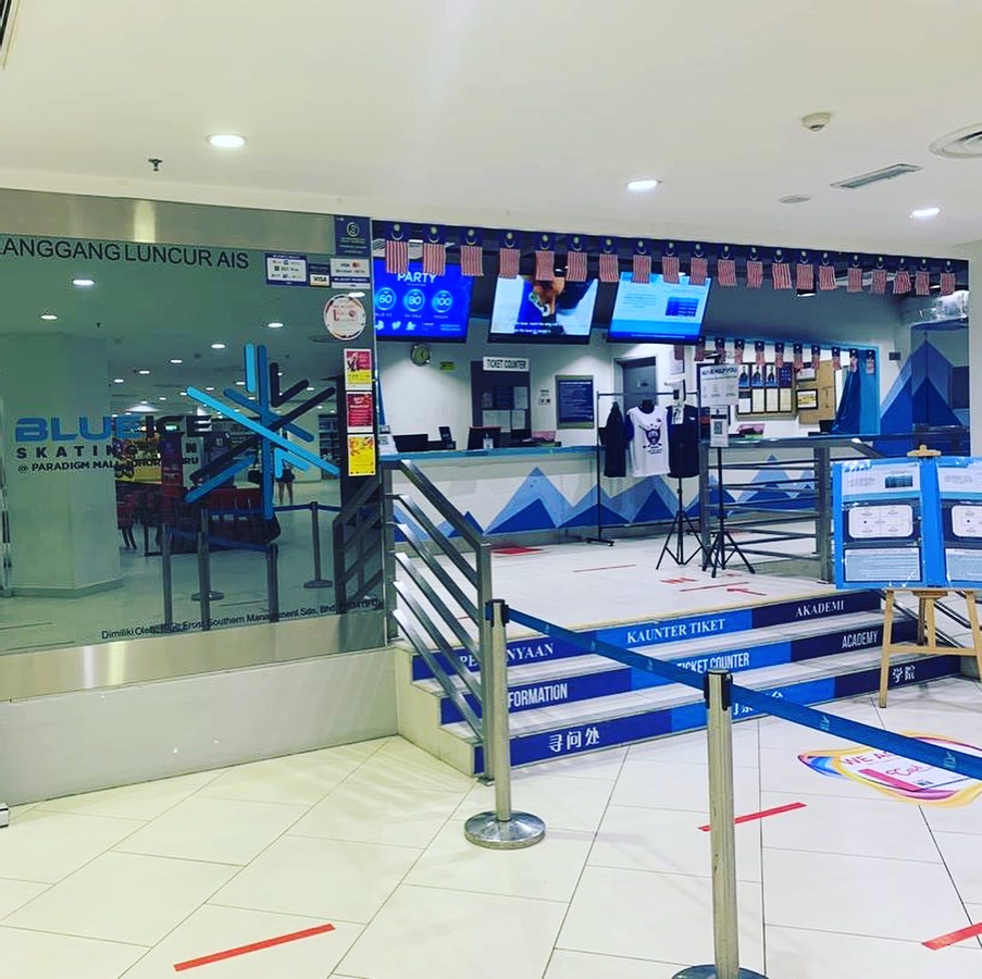 Ice Skating Experience with Blue Ice Skating Rink in Johor Package ...