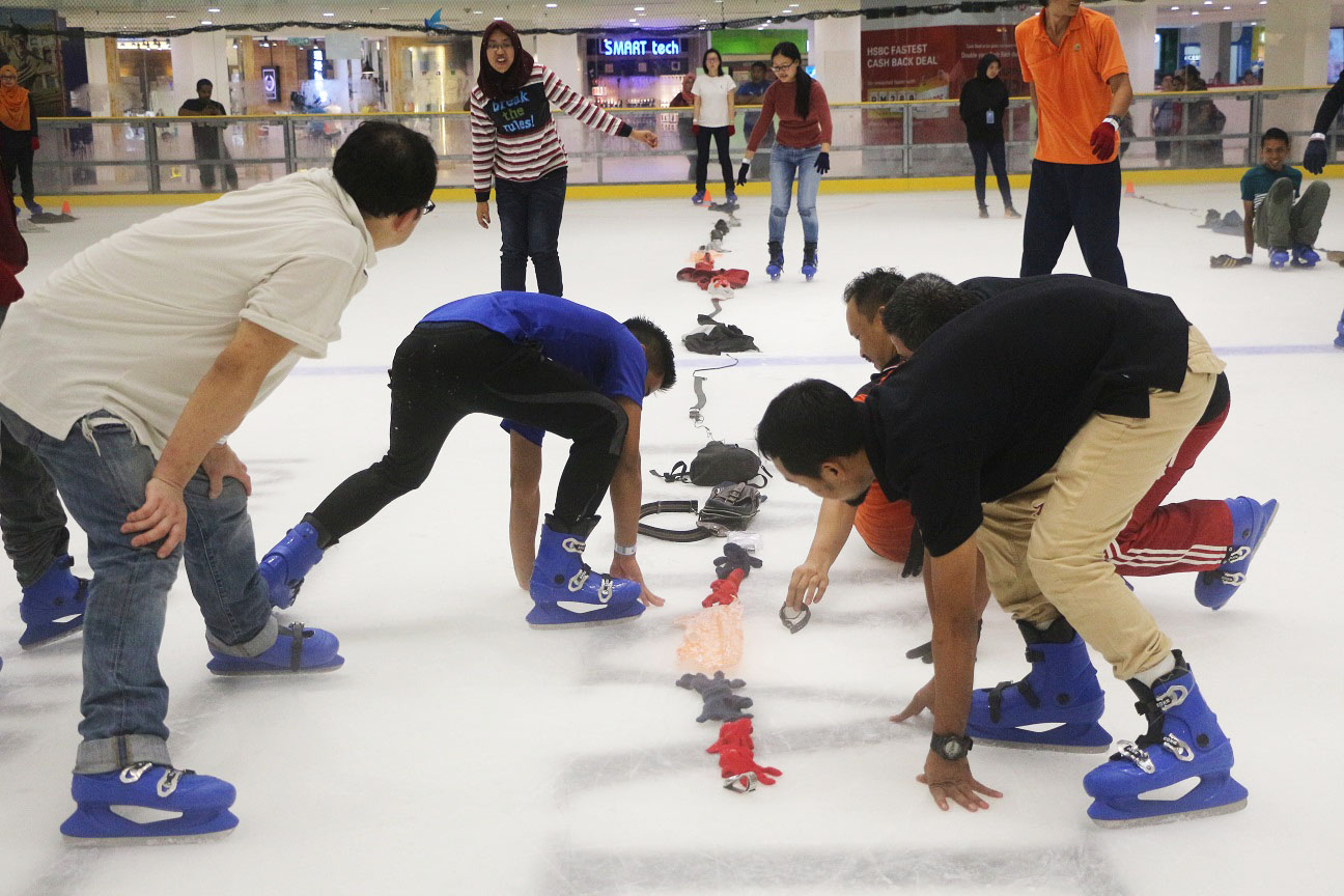 Ice Skating Experience with Blue Ice Skating Rink in Johor Package ...