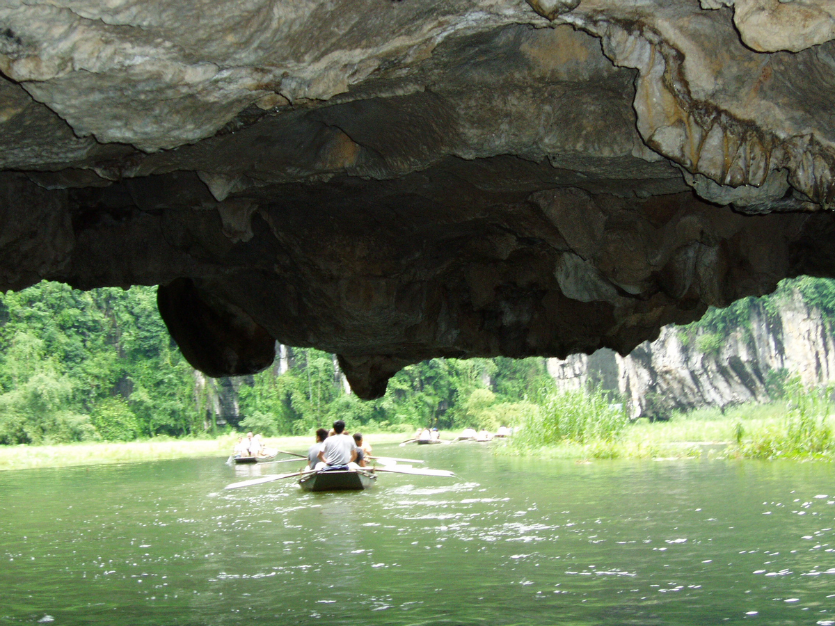 Hoa Lu - Tam Coc Day Trip 50% Off Tour Package
