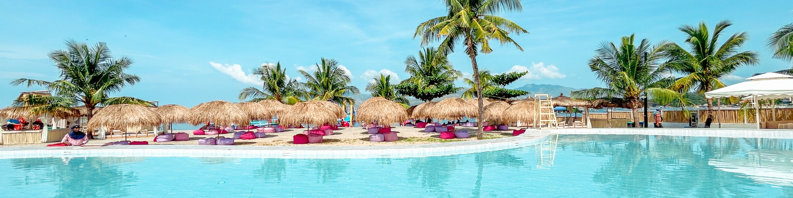 Inflatable Island Beach Clubin Subic Diskon 50% Harga Tiket Masuk