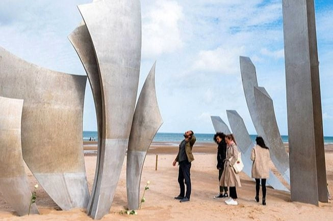 Normandy D-Day Landing Beaches Full Day Guided Tour from Paris Diskon ...