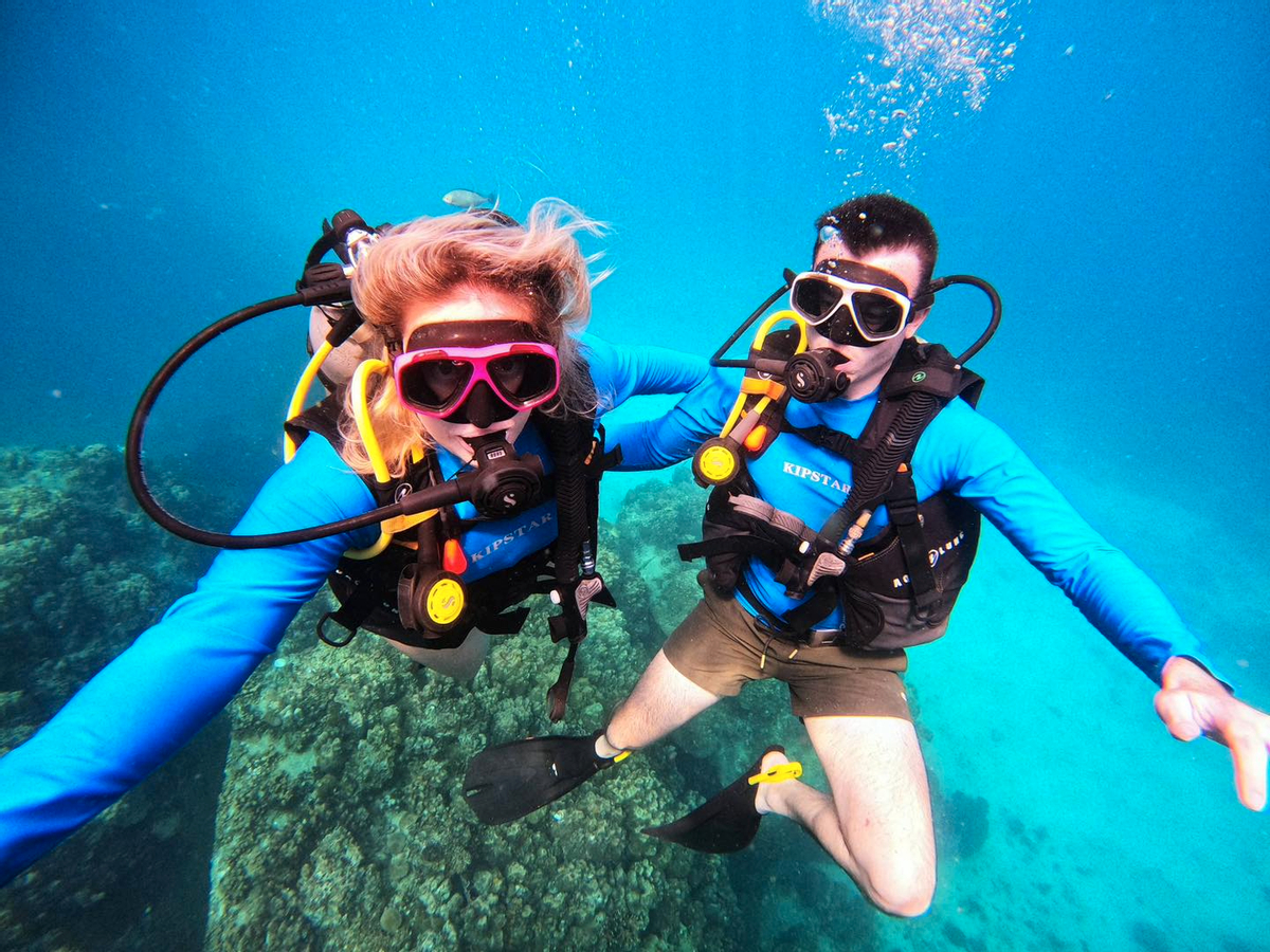 Paket Learn Scuba in Koh Tao's beginner Paradise with PADI 5* Center ...
