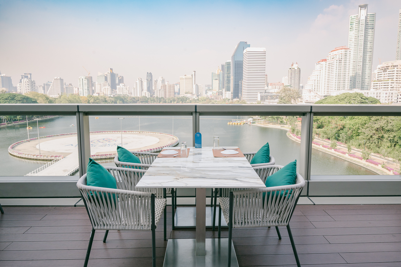 Get Ticket Vantage Point Buffet at Queen Sirikit National Convention ...